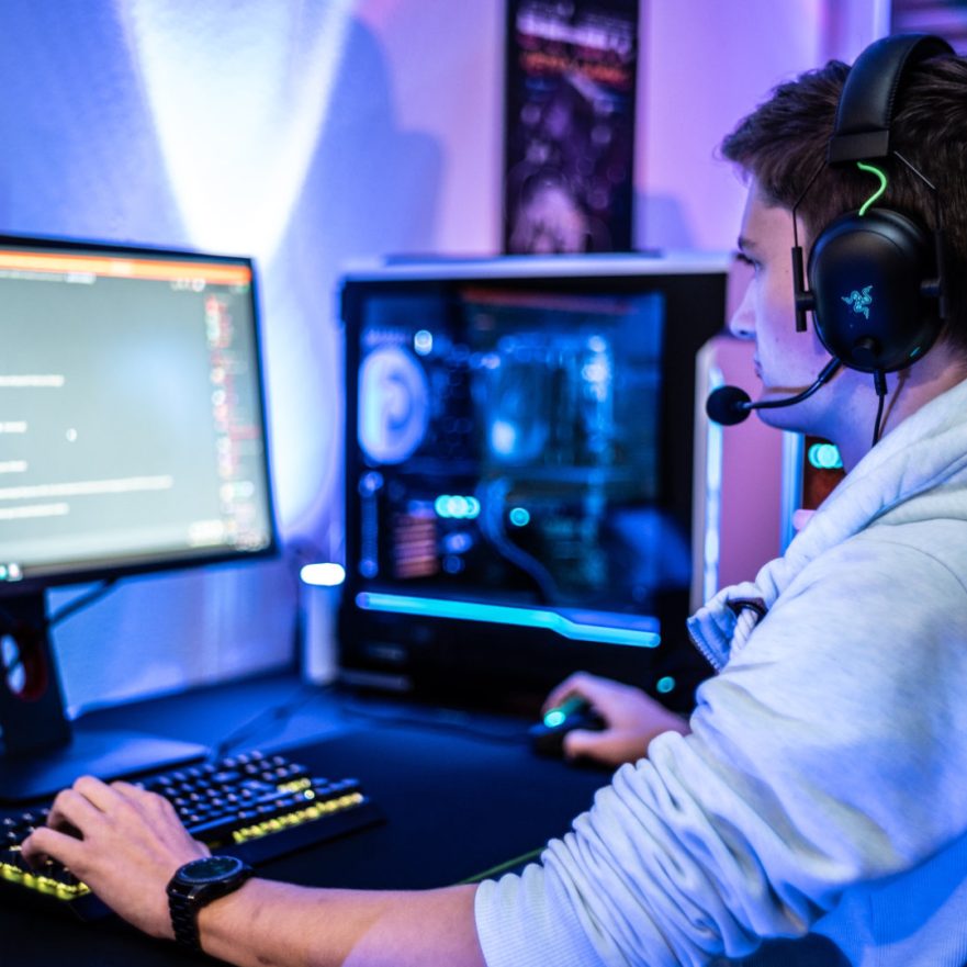 Strucid codes (January 2025) — free coins, weapons & more | LEVVVEL